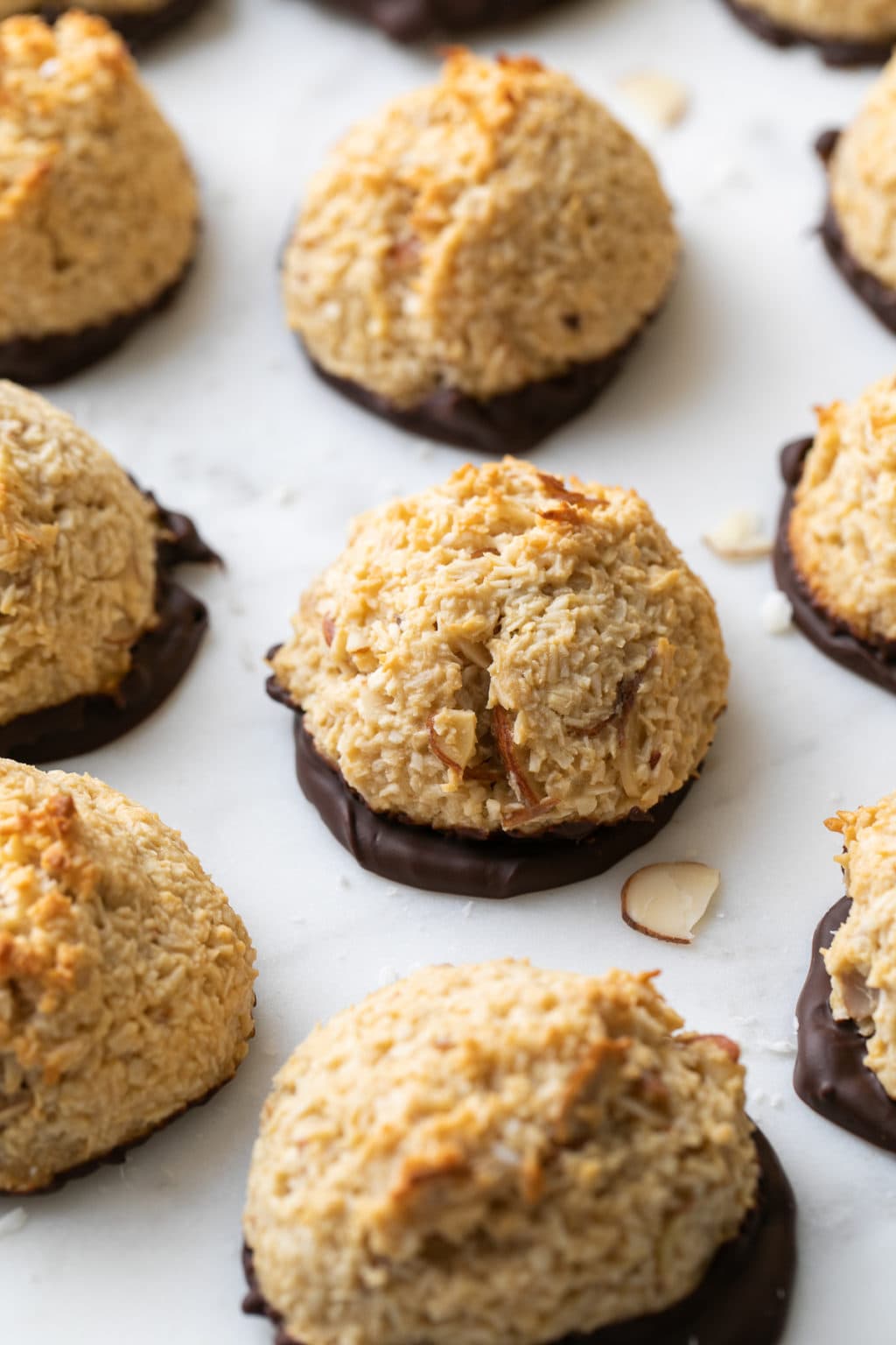 Easy Vegan Coconut Macaroons Recipe (Gluten-Free Option)